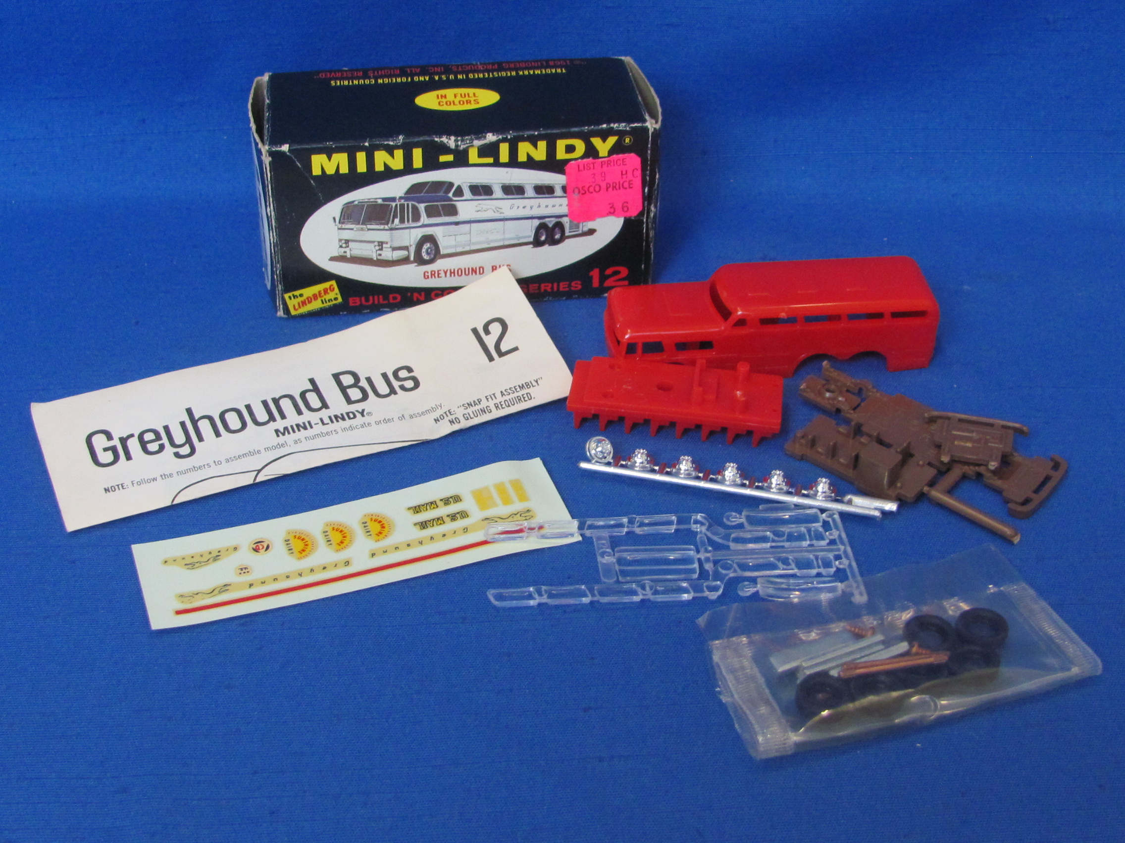 1968 Mini-Lindy Model Kit – Greyhound Bus – | Proxibid