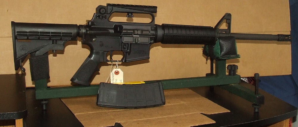 Colt Bushmaster Ar 15 Rifle
