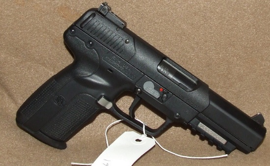 FN Five Seven 5.7x28mm Pistol | Guns & Military Artifacts Handguns ...