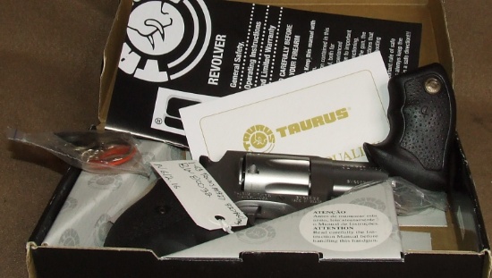 Taurus M327 327 Fed Mag Revolver | Guns & Military Artifacts Handguns ...