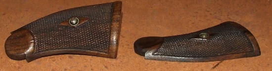 Beautiful Set of Revolver Grips | Online Auctions | Proxibid