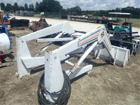 Farm Hand Model 22 Loader With Brackets | Online Auctions | Proxibid