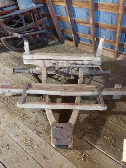 Heavy wagon rear axle and front axle | Online Auctions | Proxibid