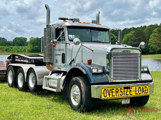 2000 FREIGHTLINER CLASSIC TRI-AXLE DAY CAB TRACTOR TRUCK | Commercial ...