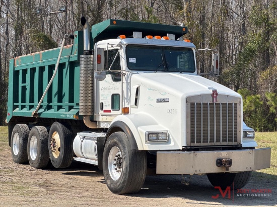 2007 KENWORTH T800 TRI-AXLE DUMP TRUCK | Commercial Trucks Hauling ...