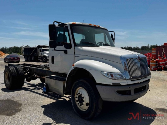 2014 INTERNATIONAL DURASTAR CAB AND CHASSIS | Commercial Trucks Cab ...