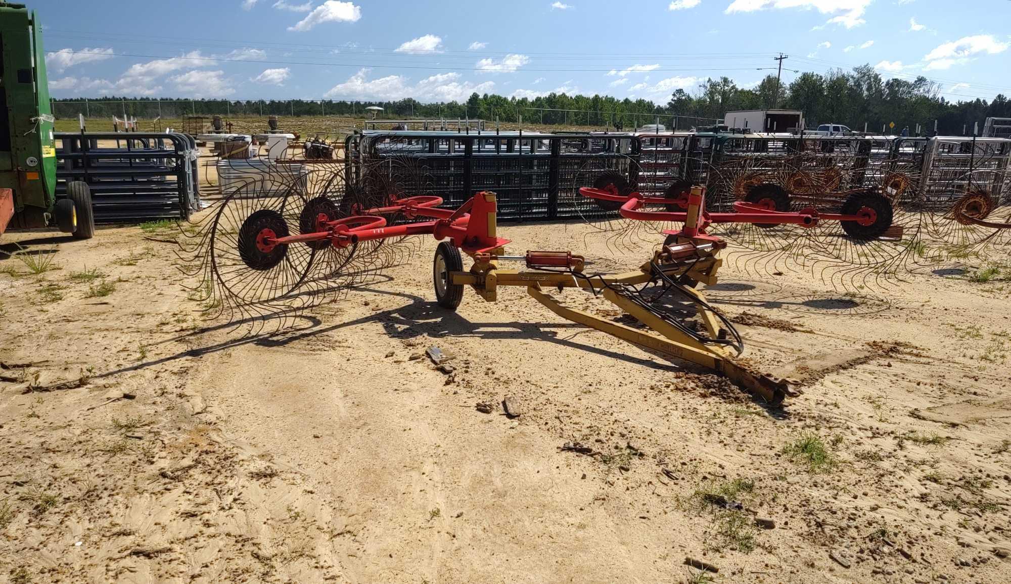 ENOAGRICOLA-ROSSI 8 WHEEL HAY RAKE | Proxibid