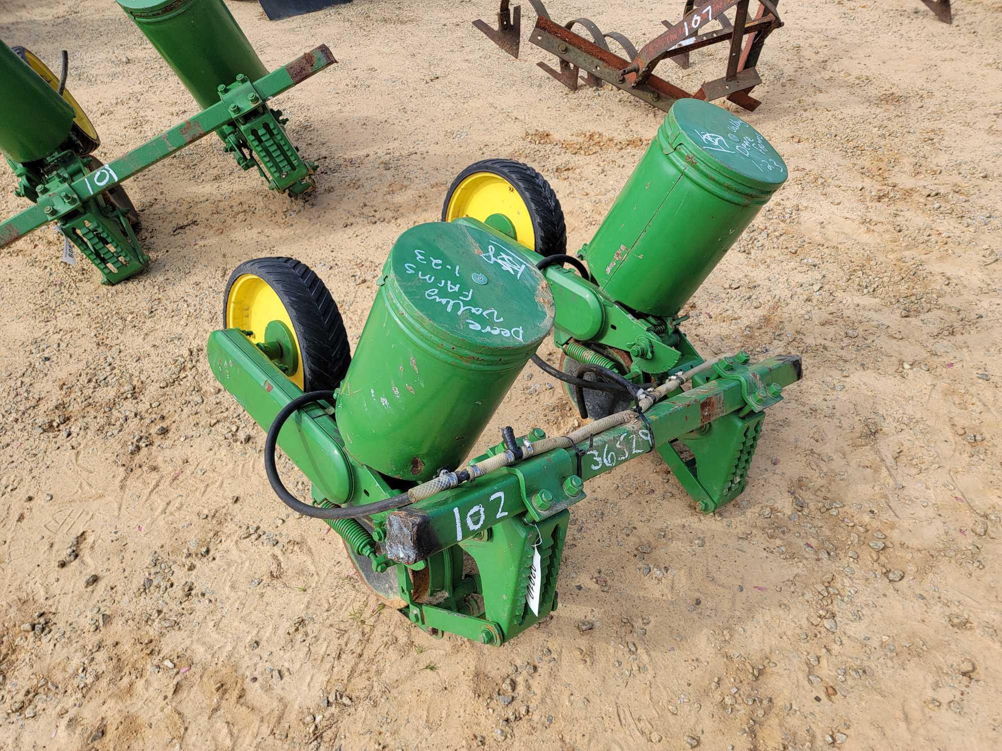 John Deere Flex 71 Planter Plates Repainting The John Deere #71 1