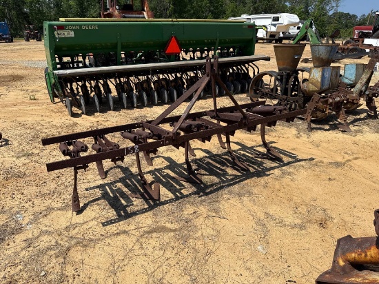 158 - 9 SHANK SPRING LOADED CHISEL PLOW | Farm Equipment & Machinery ...