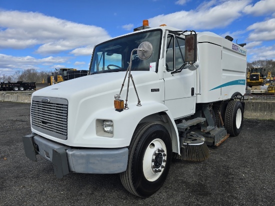 2002 Freightliner Fl70 Elgin Sweeper | Online Auctions | Proxibid