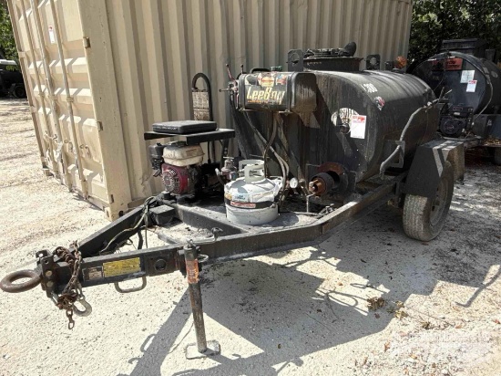 2001 LEE BOY 300 TACK TANK TRAILER | Online Auctions | Proxibid