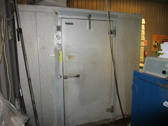 Master Bilt Walk-in Cooler | Proxibid