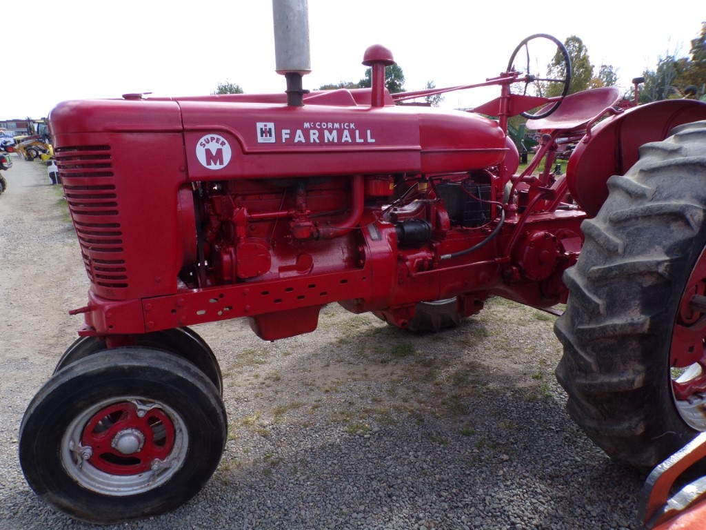 Farmall Super M Model