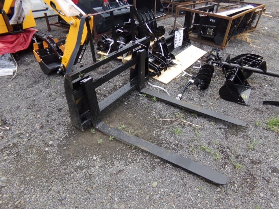 New AGT SAII 100 Pallet Forks For SSL | Heavy Construction Equipment ...