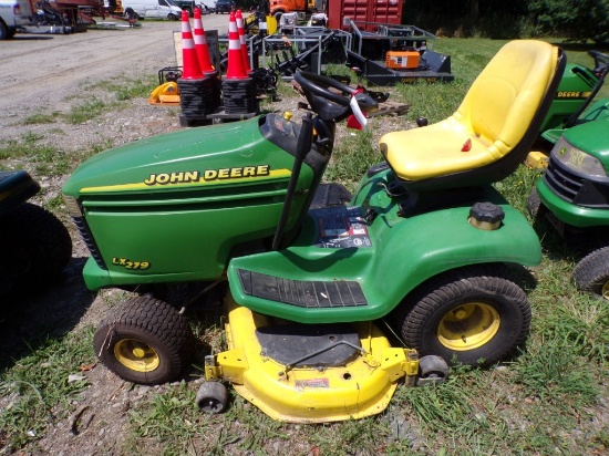 John Deere LX279 Riding Mower with 48'' Deck, 17 HP, V-Twin Kawasaki ...