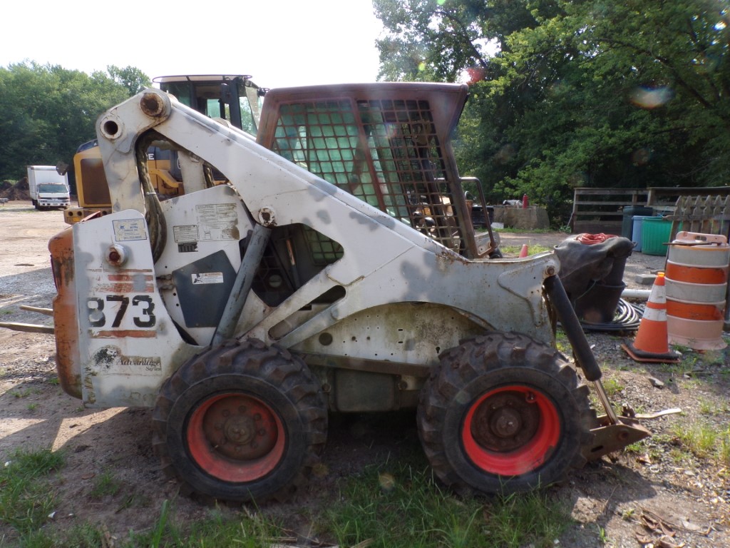Bobcat 873 Skid Steer, Hand & Foot Controls, Hyd. | Proxibid