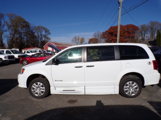 2019 Dodge Grand Caravan SE, White, 129,770 Miles, Handicap Accessible ...