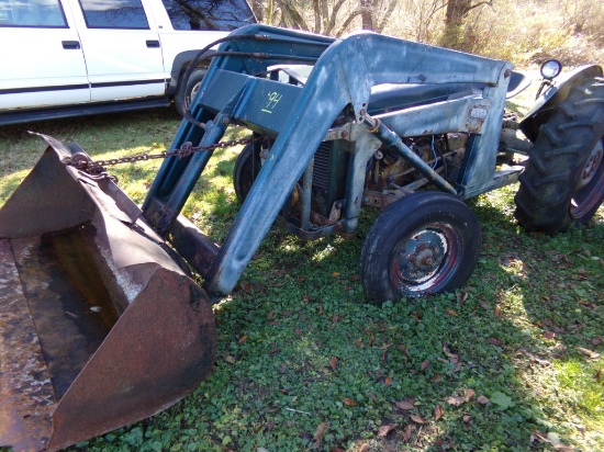 Ferguson 30 Gasoline 2 WD Tractor with Davis Model 101A Loader ...
