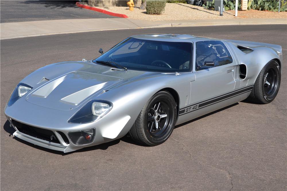 Silver Gt40