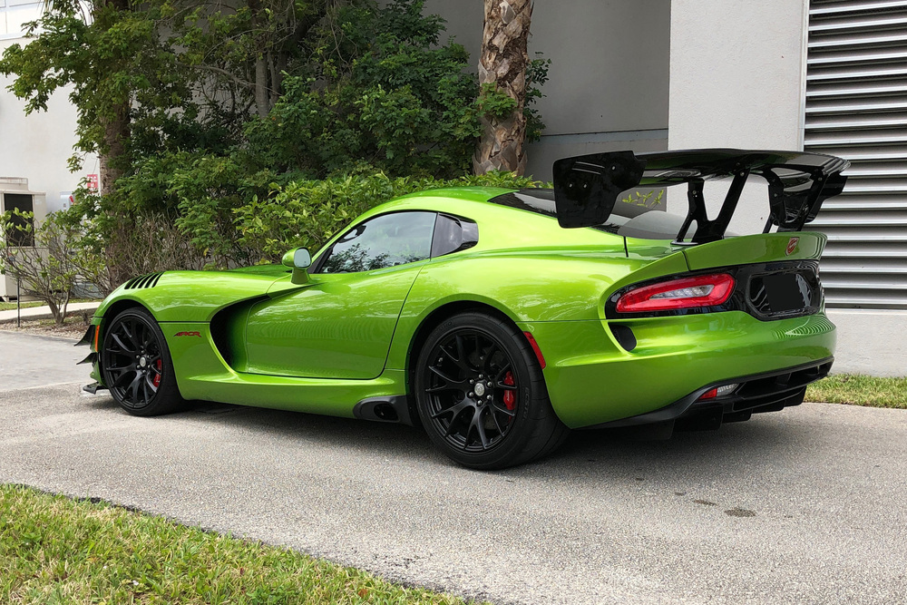 Dodge Viper Acr Green