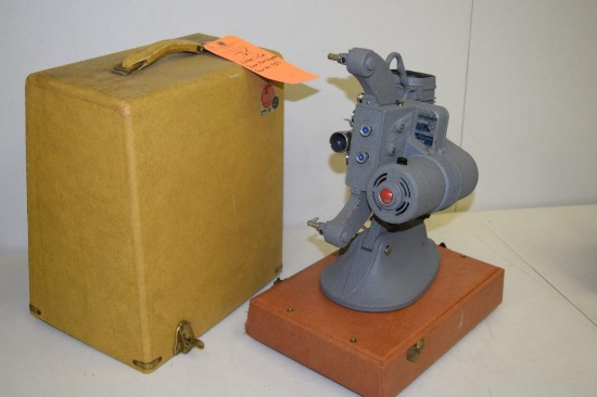 VINTAGE DEJUR 8MM MOVIE PROJECTOR FROM THE 1950'S | Online Auctions ...