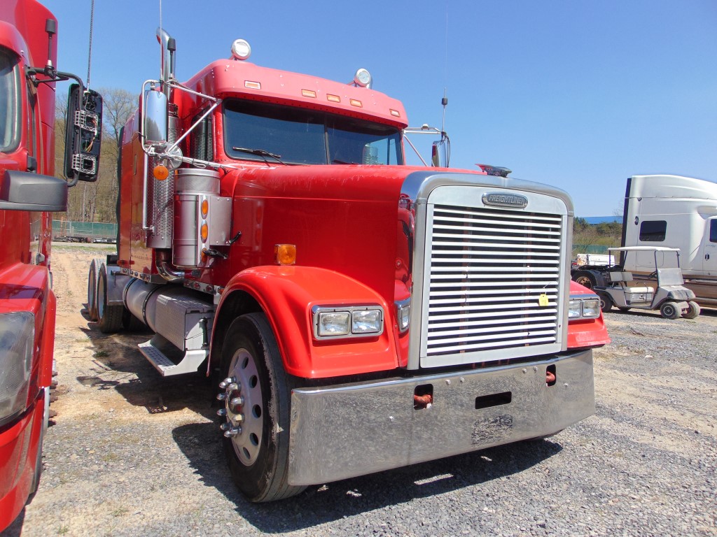 Freightliner Classic Flat Top