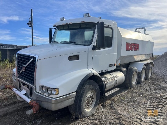 2002 Volvo VHD 64B Water Truck | Commercial Trucks Waste & Water Trucks ...