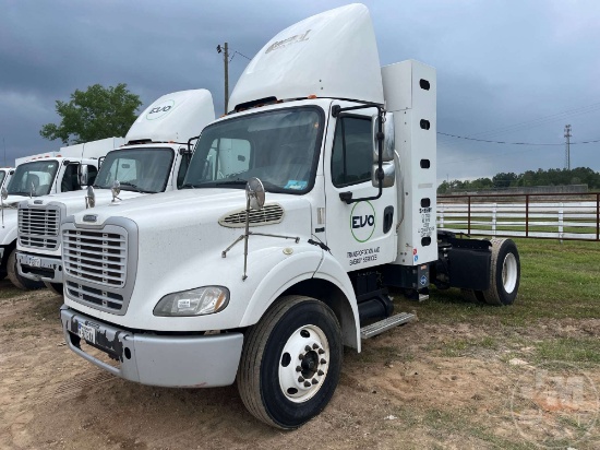 2014 FREIGHTLINER M2 CNG SINGLE AXLE DAY CAB TRUCK TRACTOR ...
