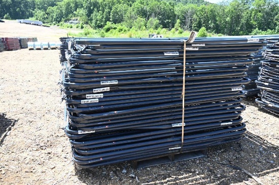 8' Blue Wire Mesh Gate | Farm Equipment & Machinery Livestock Supplies ...