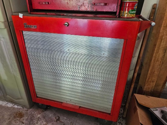 VTG SNAP-ON , ROLLING TOOL BOX, WITH KEY, 1960's | Online Auctions ...