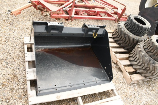 BOBCAT 36" MINI SKID STEER QUICK ATTACH BUCKET (UNUSED) | Heavy ...