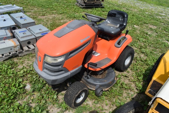 Husqvarna YTH2042 Lawn Tractor | Heavy Construction Equipment Light ...