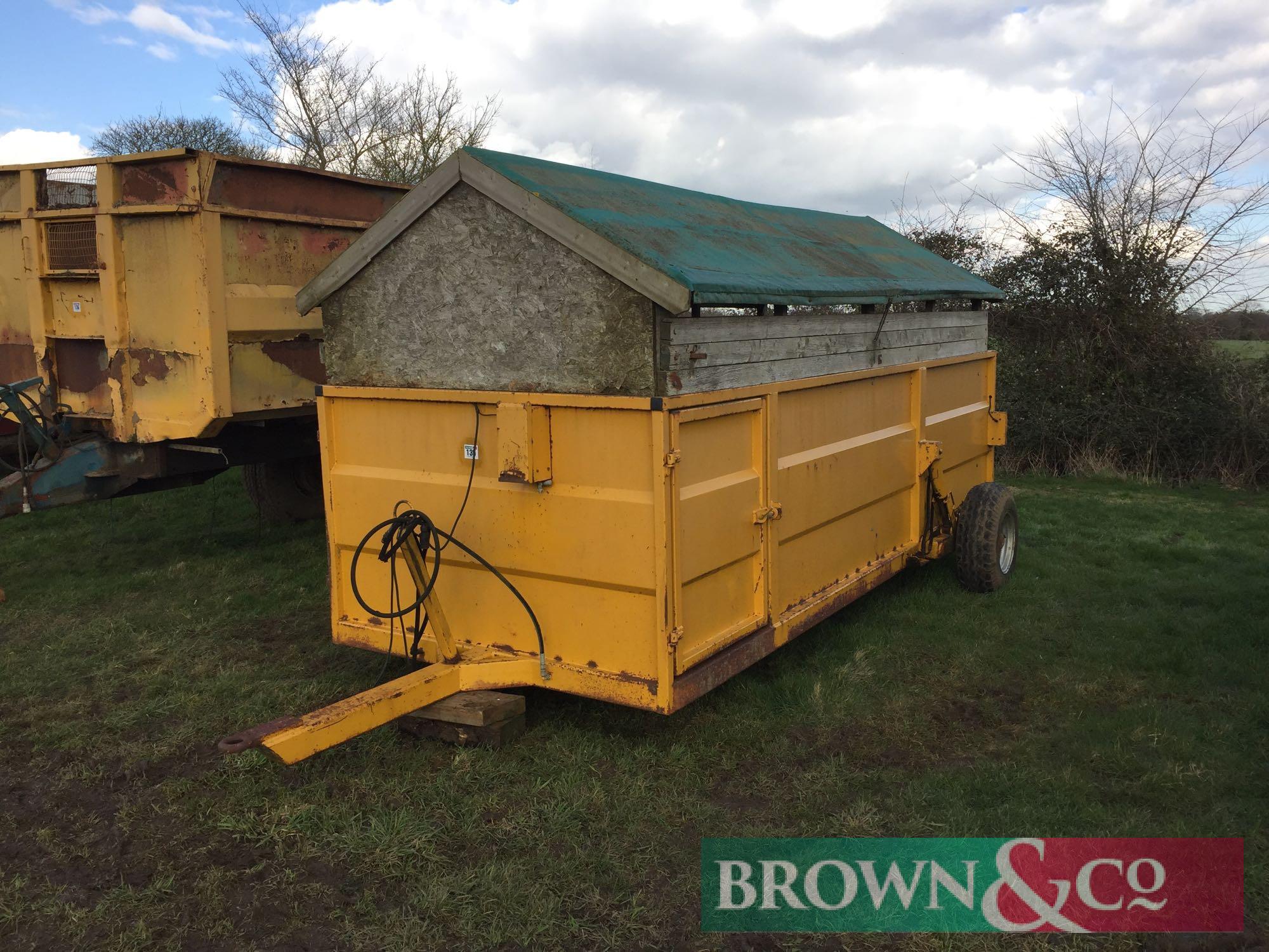 Hydro-lift Pig transport trailer single axle with | Proxibid