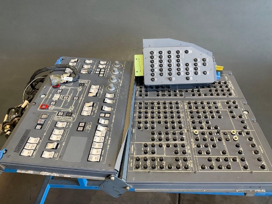GULFSTREAM 200 CIRCUIT BREAKER PANELS (REMOVED FROM TEARDOWN AIRCRAFT ...