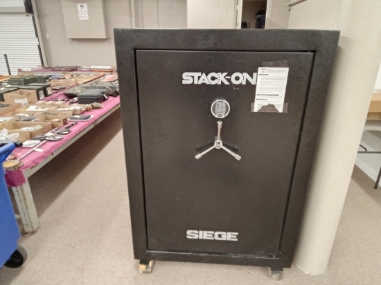 STACK ON SIEGE HDS5540 72 GUN SAFE | Guns & Military Artifacts Gun ...