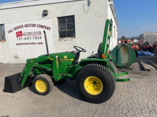 John Deere 770 4X4 Tractor W/ Front Loader | Heavy Construction ...