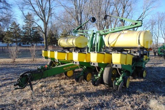 1996 John Deere 1760 Conservation 12-Row Planter, 30" row spacing, Max ...