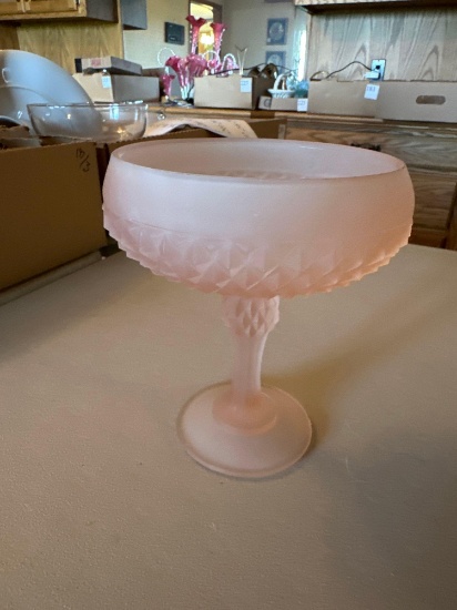 Vintage Indiana glass pink Satin blush pink compote bowl.... Nice ...