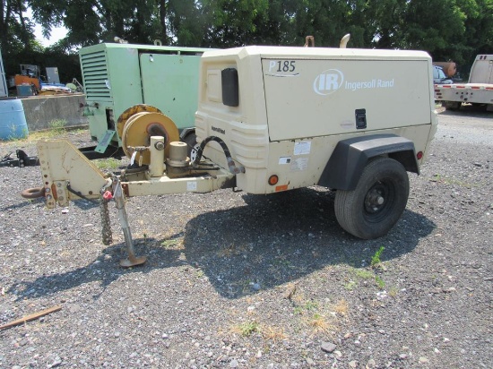 Ingersol Rand P185 Tow Behind Air Compressor | Online Auctions | Proxibid