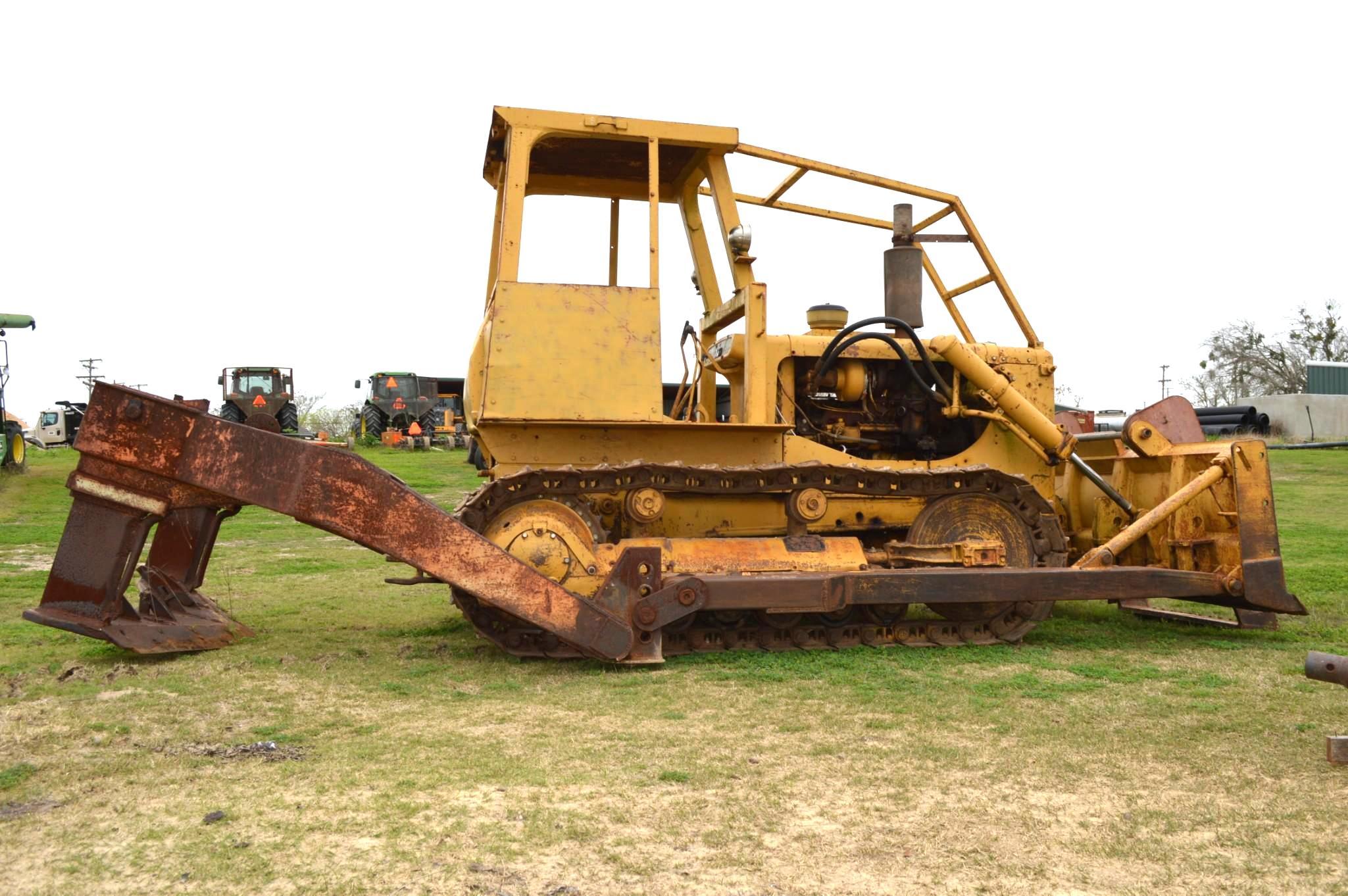 Cat D6b Dozer 1962