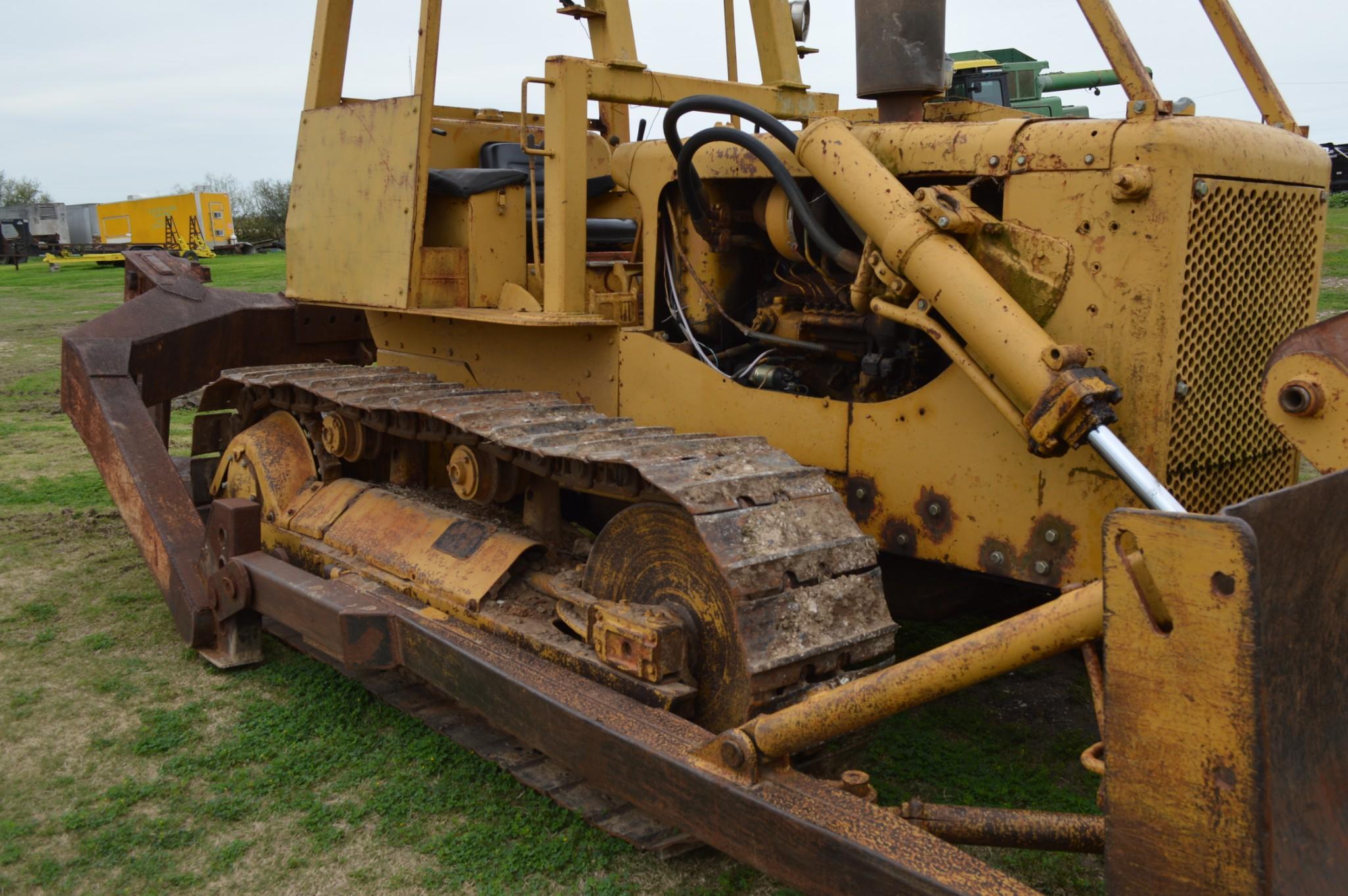 Cat D6b Dozer 1962