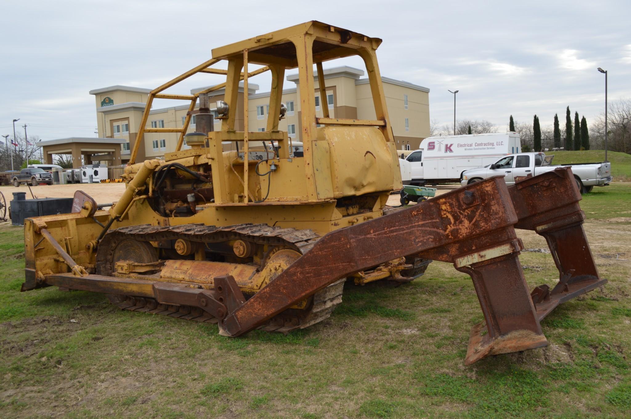 Cat D6b Dozer 1962