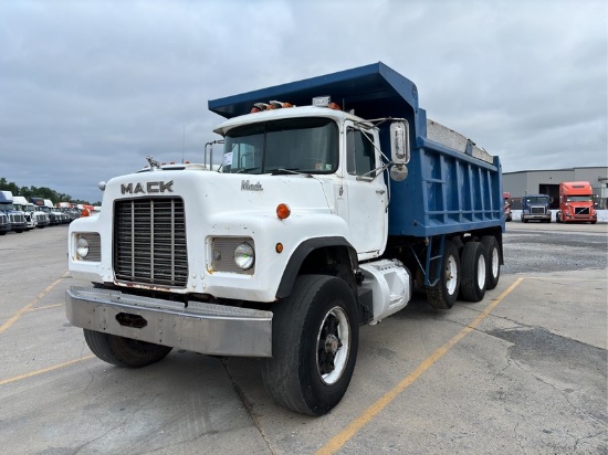 1988 MACK RD6908 R-MODEL TRI AXLE STEEL DUMP TRUCK | Commercial Trucks ...