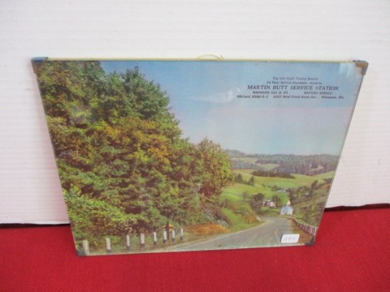 Martin Butt Service Station Milwaukee, WI Glass Advertising | Online Auctions | Proxibid