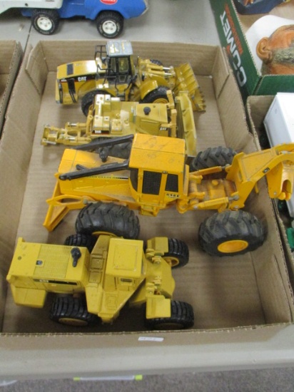 Die Cats Construction Vehicle Mixed Lot-B | Online Auctions | Proxibid