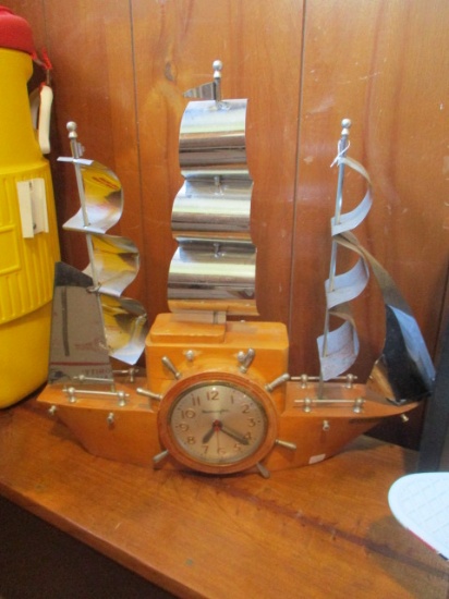 Master Crafters Yankee Clipper Clock | Online Auctions | Proxibid