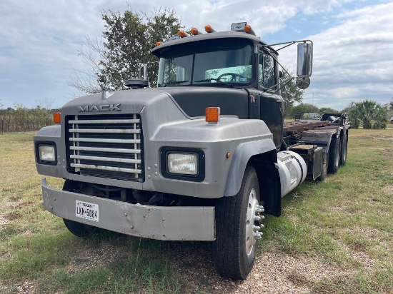 1998 Mack RD600 Tri/A Roll Off Truck | Commercial Trucks Waste & Water ...