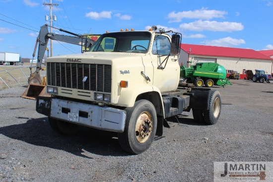 GMC Topkick 6 wheeler semi tractor | Online Auctions | Proxibid