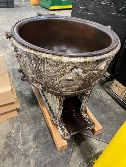 Antique Cast Iron 80 Gallon Rendering cauldron w/ cast iron base ...