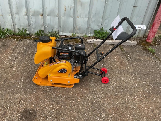New Unused Fland Model FL90 Forward Plate Compactor, 13.5 Hp Gas Engine ...